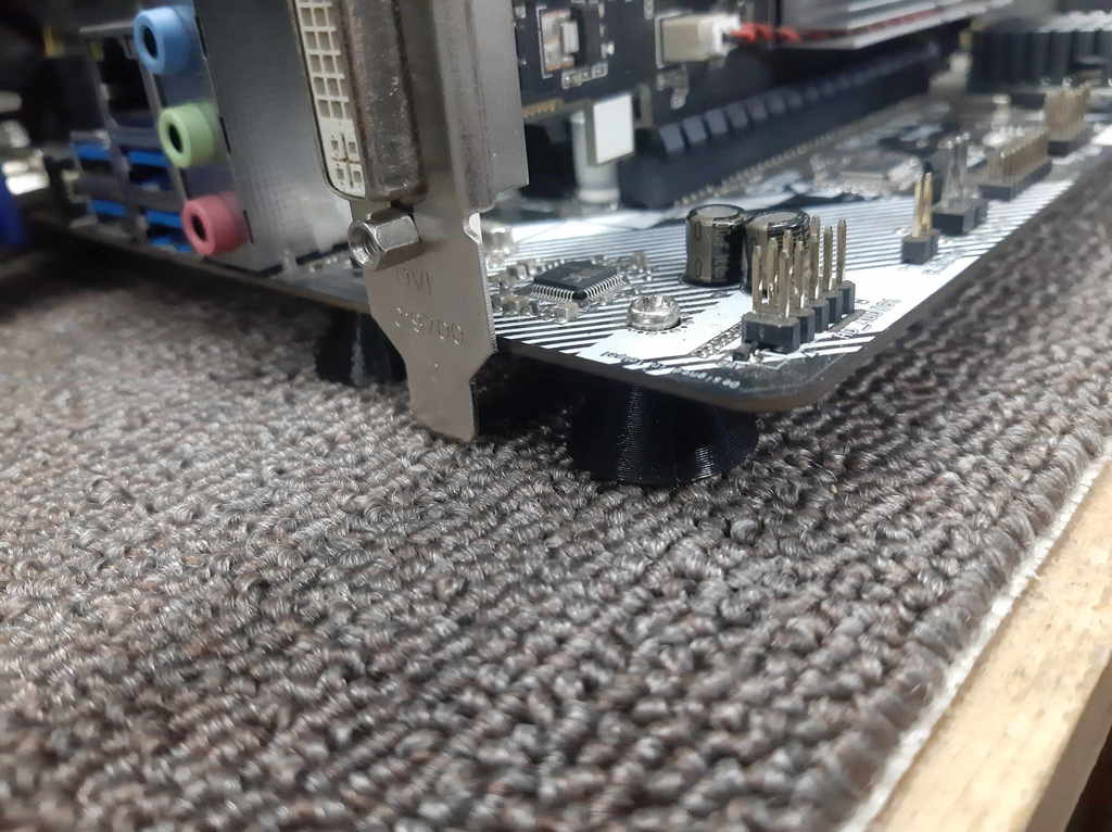 PC legs mainboard test stand VGA by alien hitman | Download free STL ...