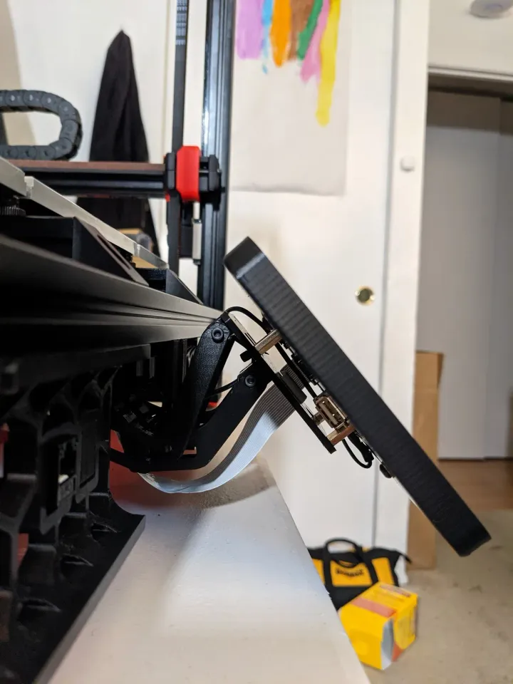 Voron 2.4 7" inch tilt touch screen by Maverick Ng | Download free STL ...