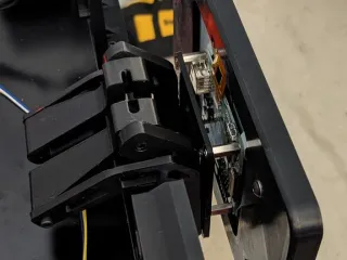 Voron 2.4 7" inch tilt touch screen by Maverick Ng | Download free STL ...