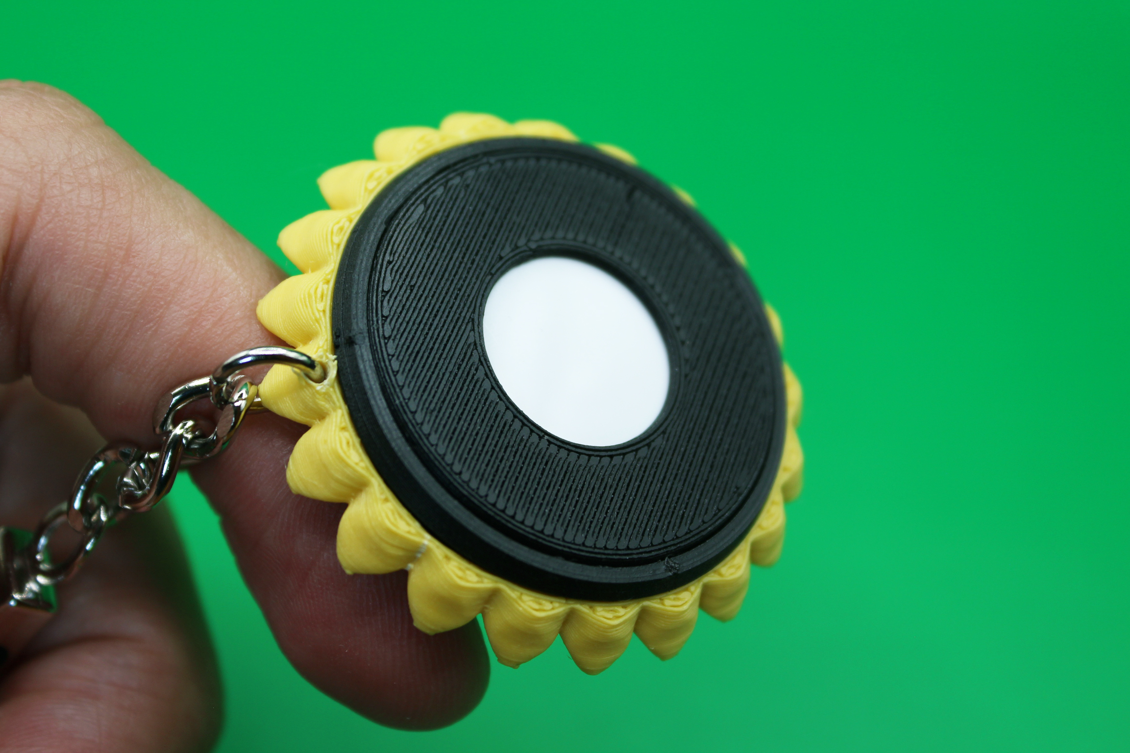 Sunflower AirTag holder by twothingies | Download free STL model ...