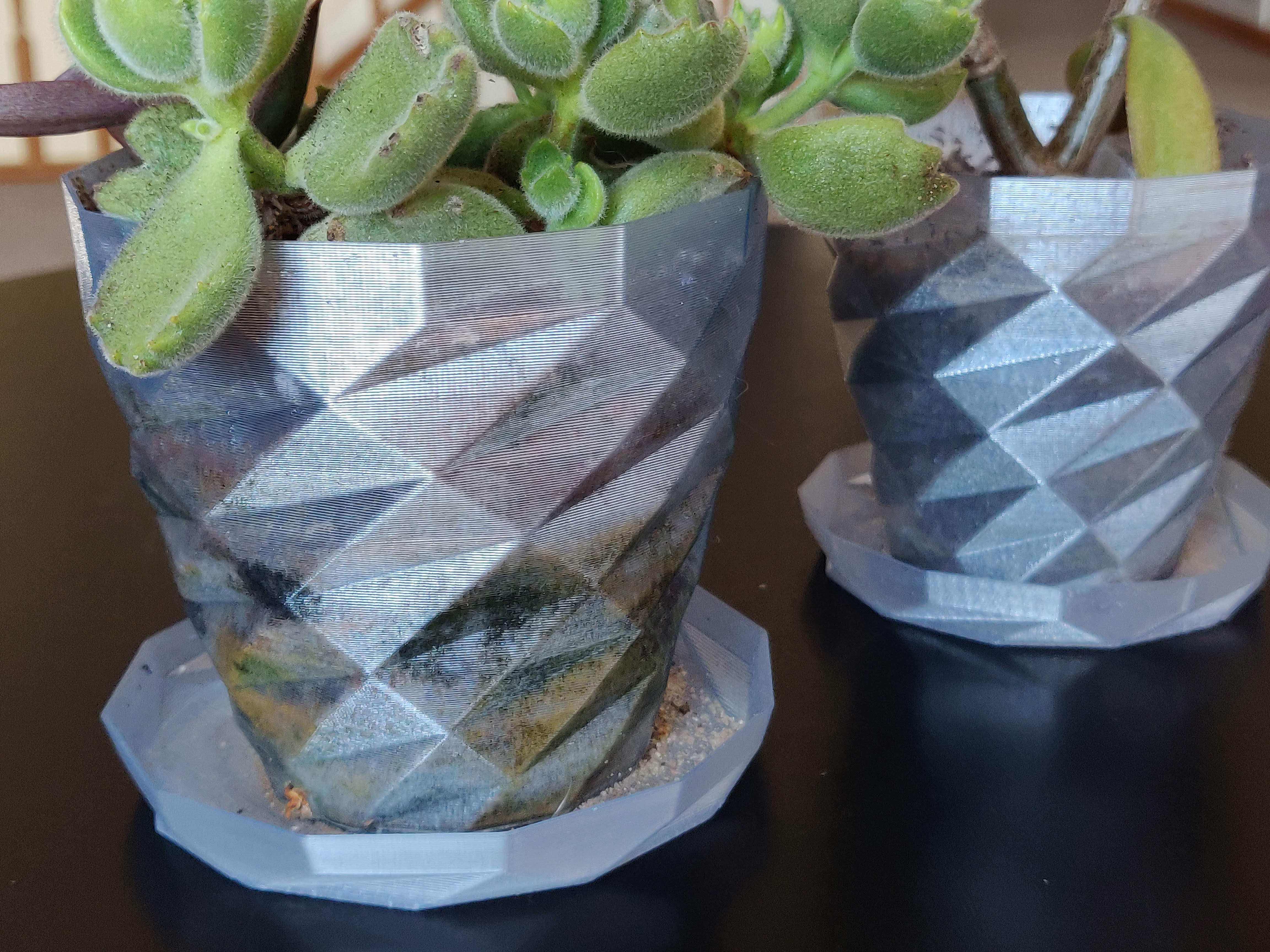 Low Poly Planter With Tray by Kerber | Download free STL model ...