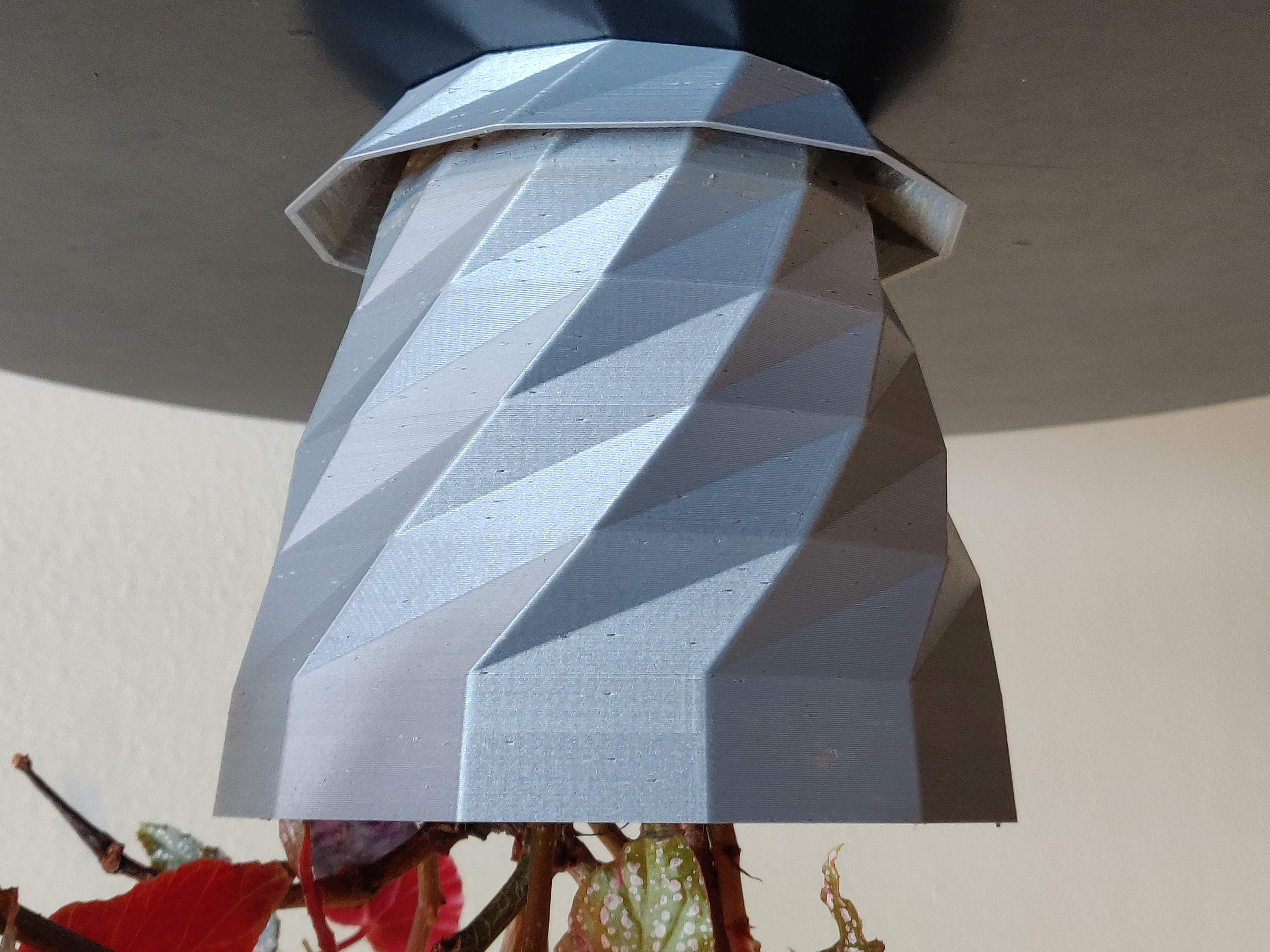 Low Poly Planter With Tray by Kerber | Download free STL model ...