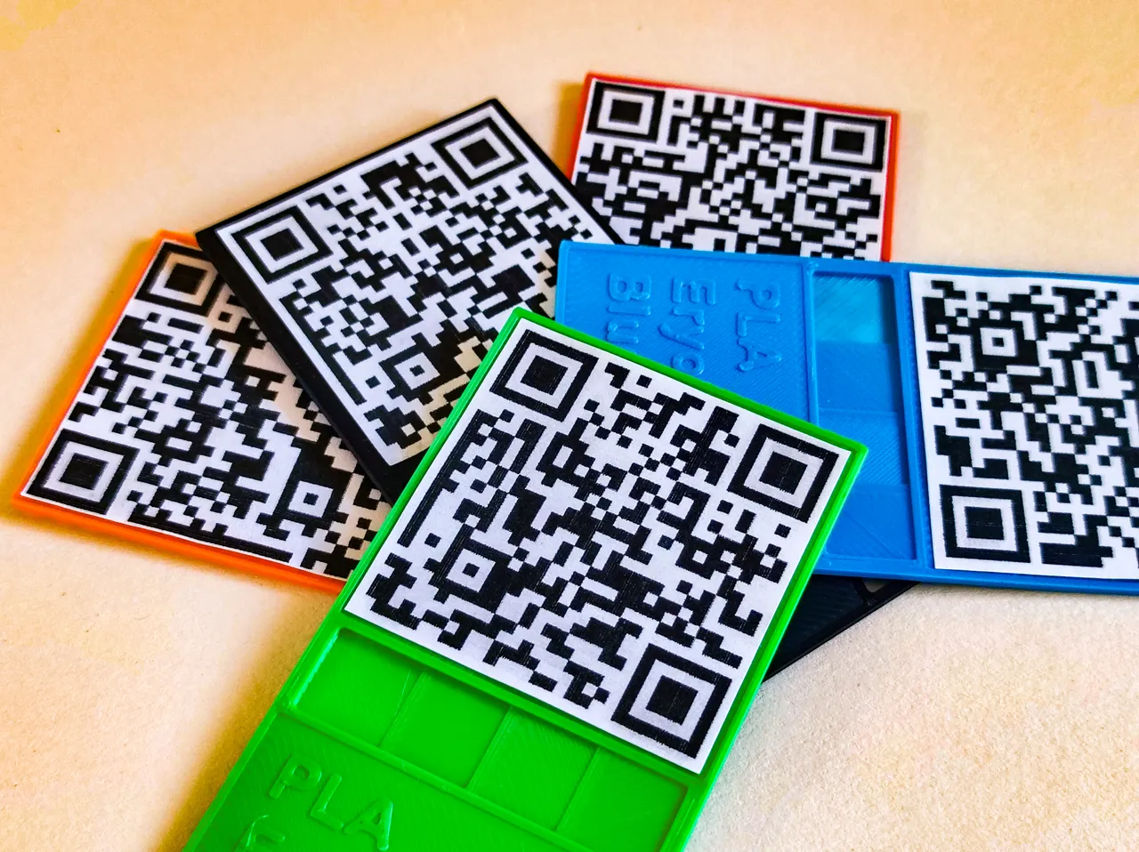 QR Code Filament Sample Swatch by Alessio | Download free STL model ...