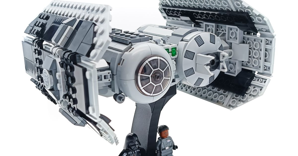 Modular Display Stands for over 70 LEGO Star Wars (X-Wings, Shuttles ...