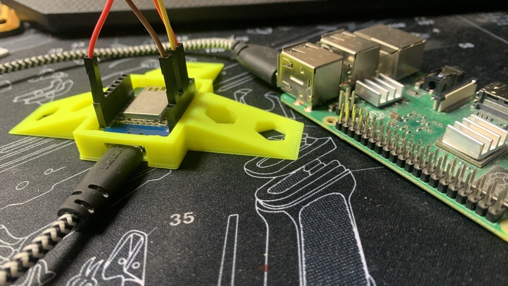 Wemos D1 mini work table holder by Valentino Hesse | Download free STL ...