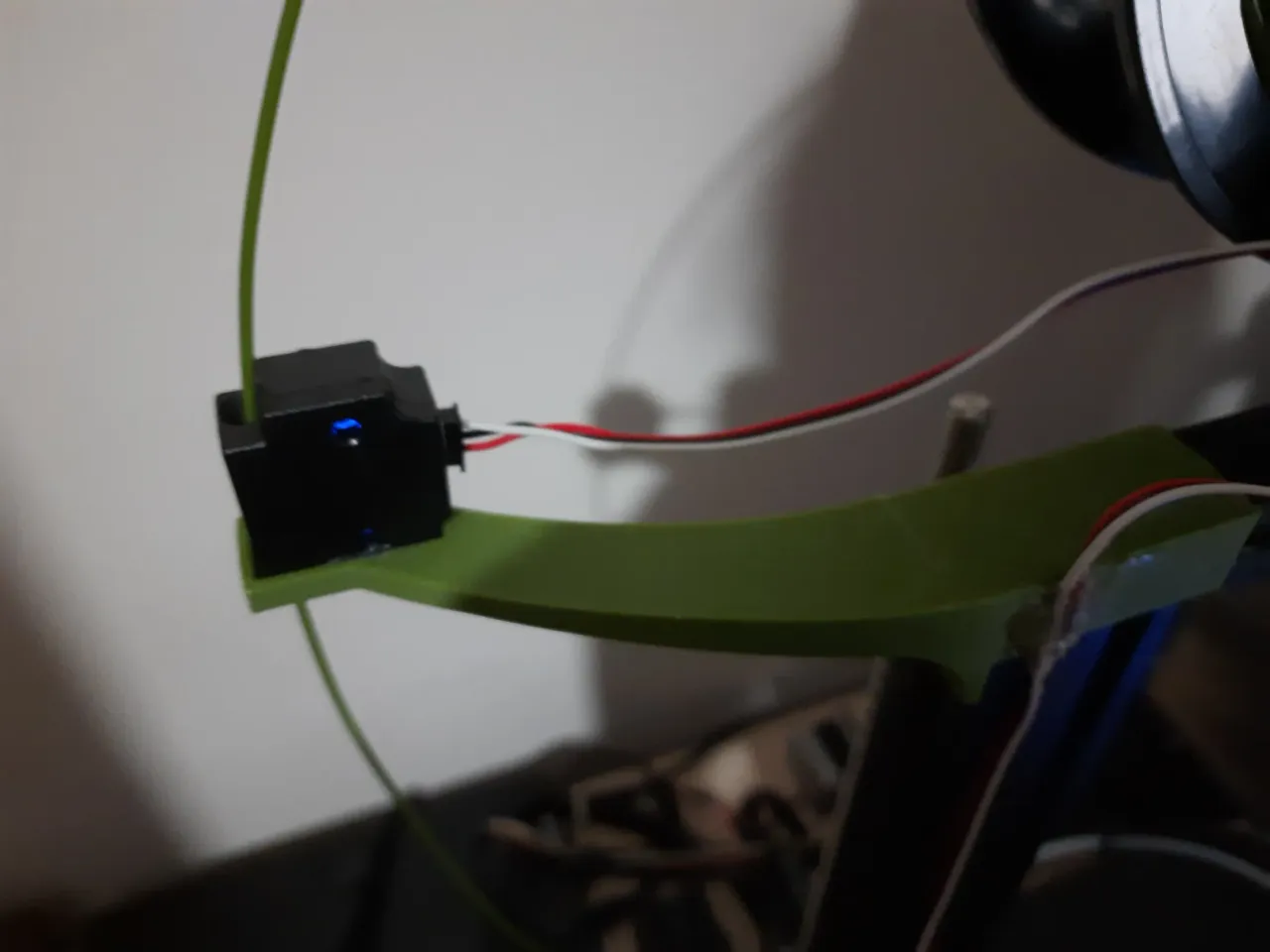 Ender 3/Pro Filament Guide with Runout Sensor Mount by egeakman ...