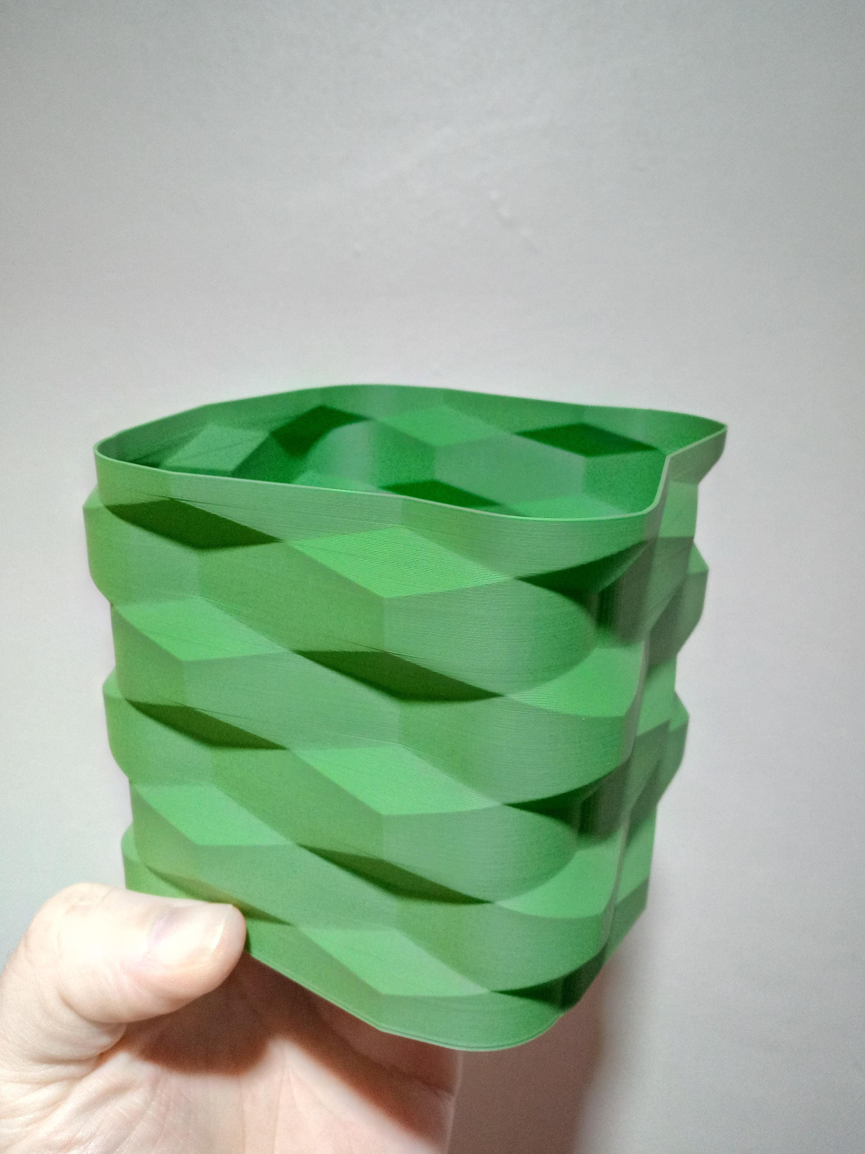 Geometric Basket by Bugman_140 | Download free STL model | Printables.com