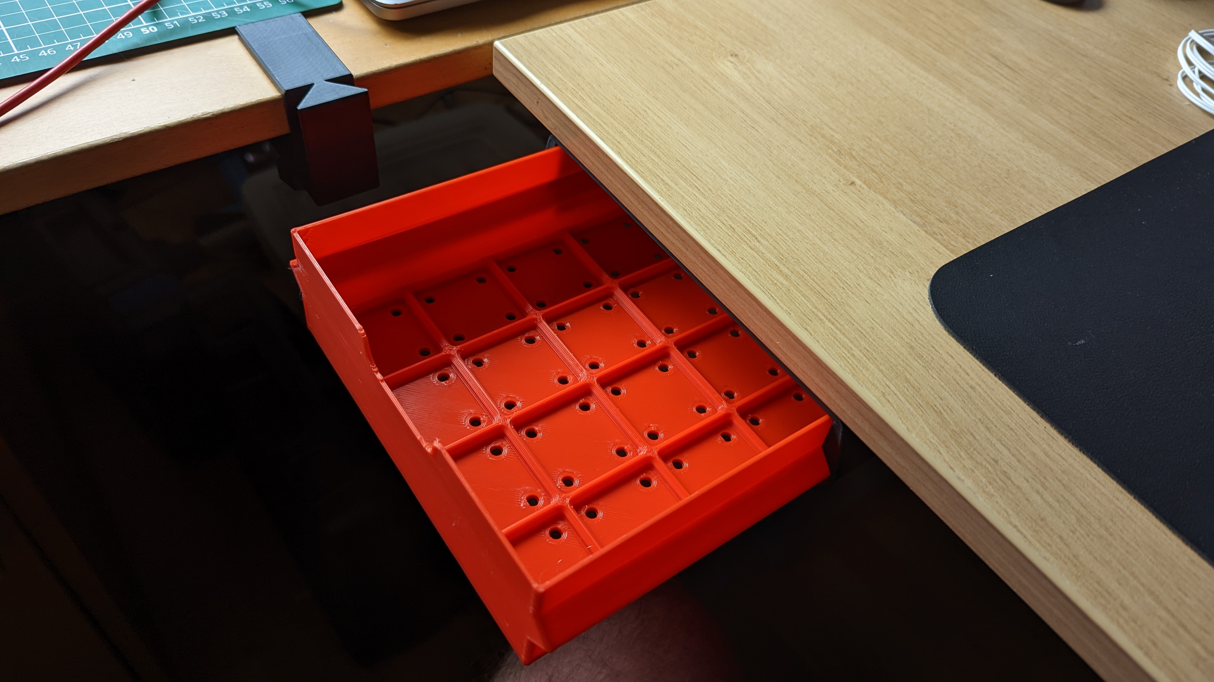 #Gridfinity Under-Desk Drawer von SanderG | Kostenloses STL-Modell ...