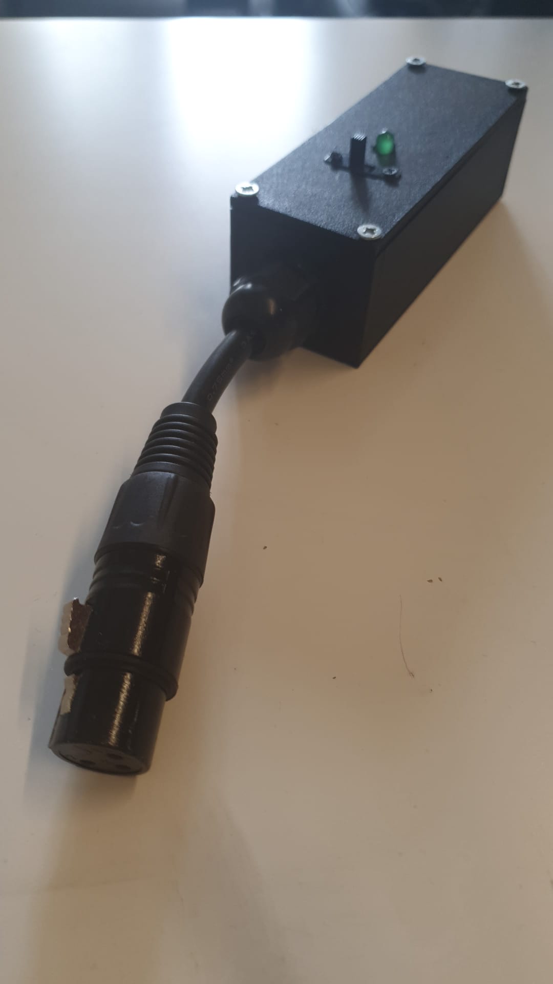 XLR/Dmx tester With Battry by Move-Productions | Download free STL ...