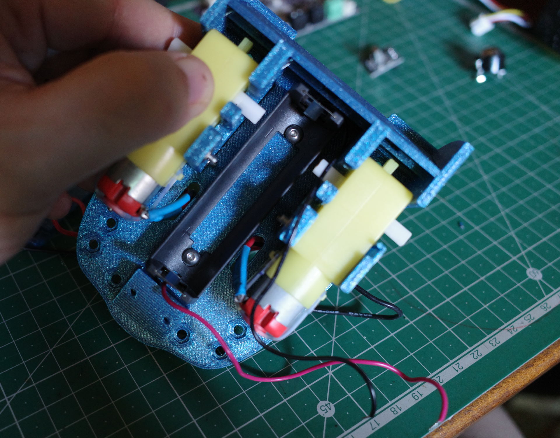 very simple miniVehicle (freecad file included) by ManelTo | Download ...
