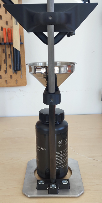 Resin vat drip assembly by Lucas S. | Download free STL model ...