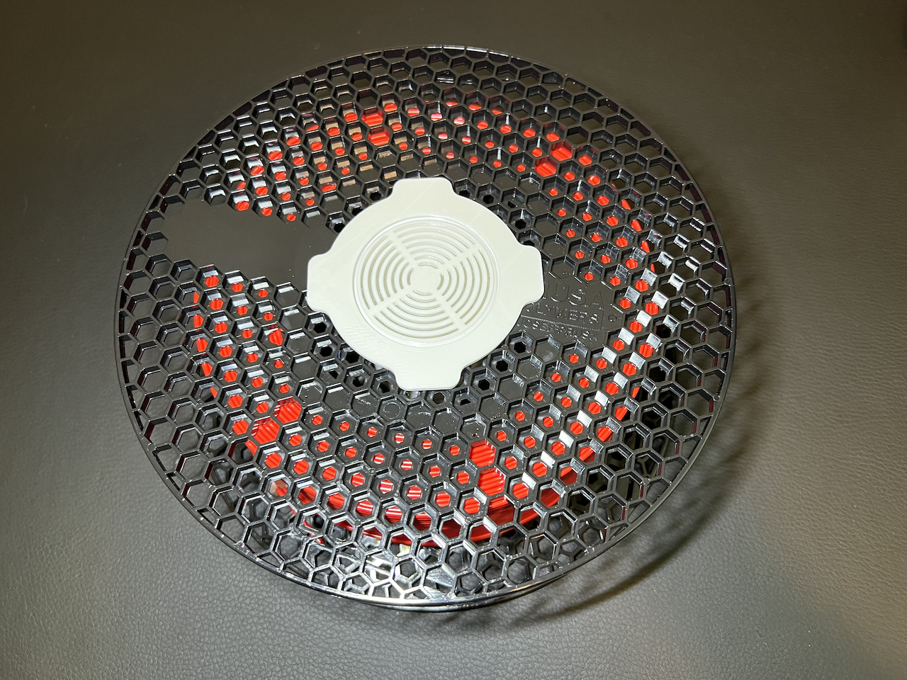 Filament Spool Desiccant Canister by kennyd1gital | Download free STL ...