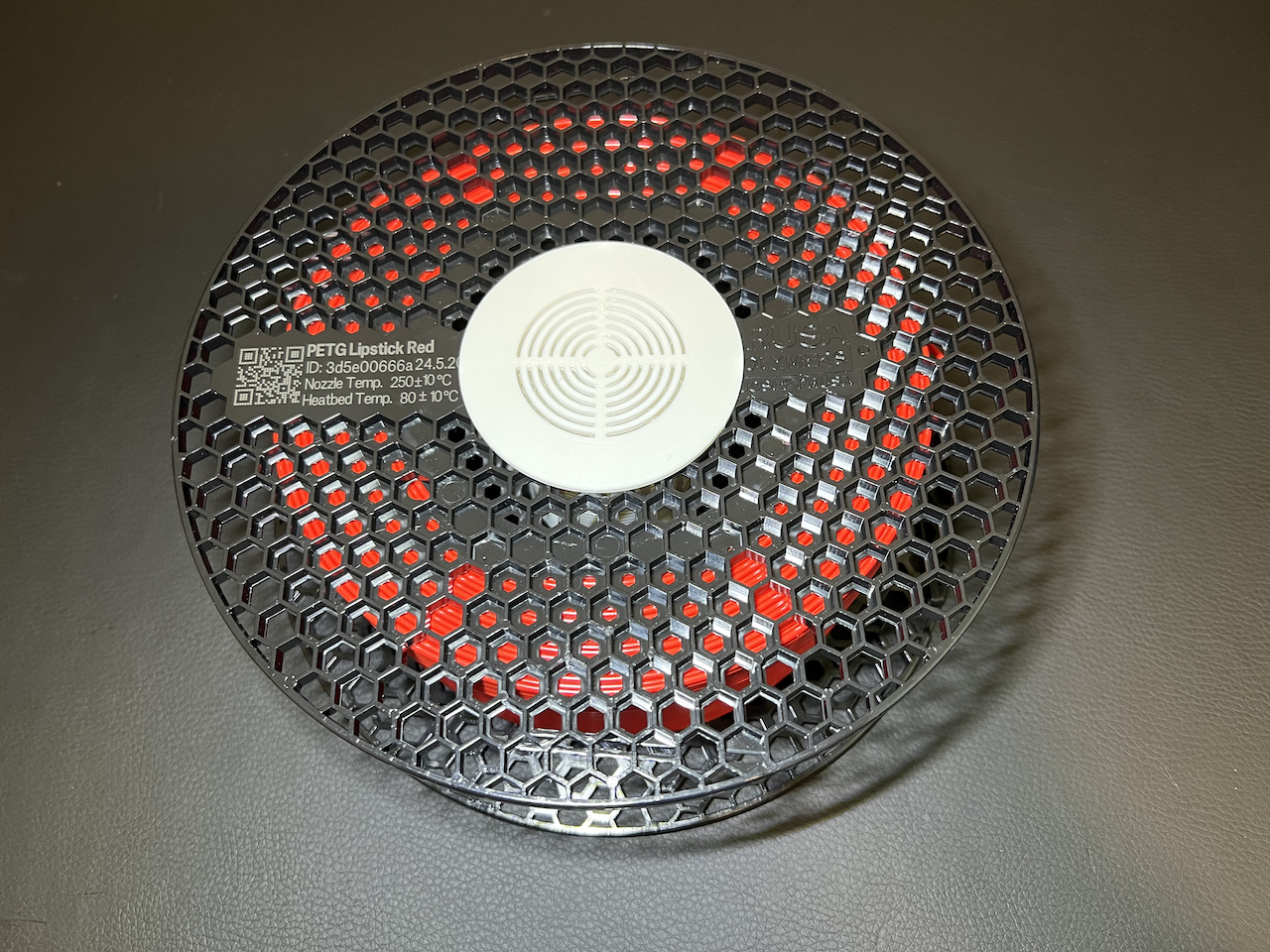 Filament Spool Desiccant Canister by kennyd1gital | Download free STL ...