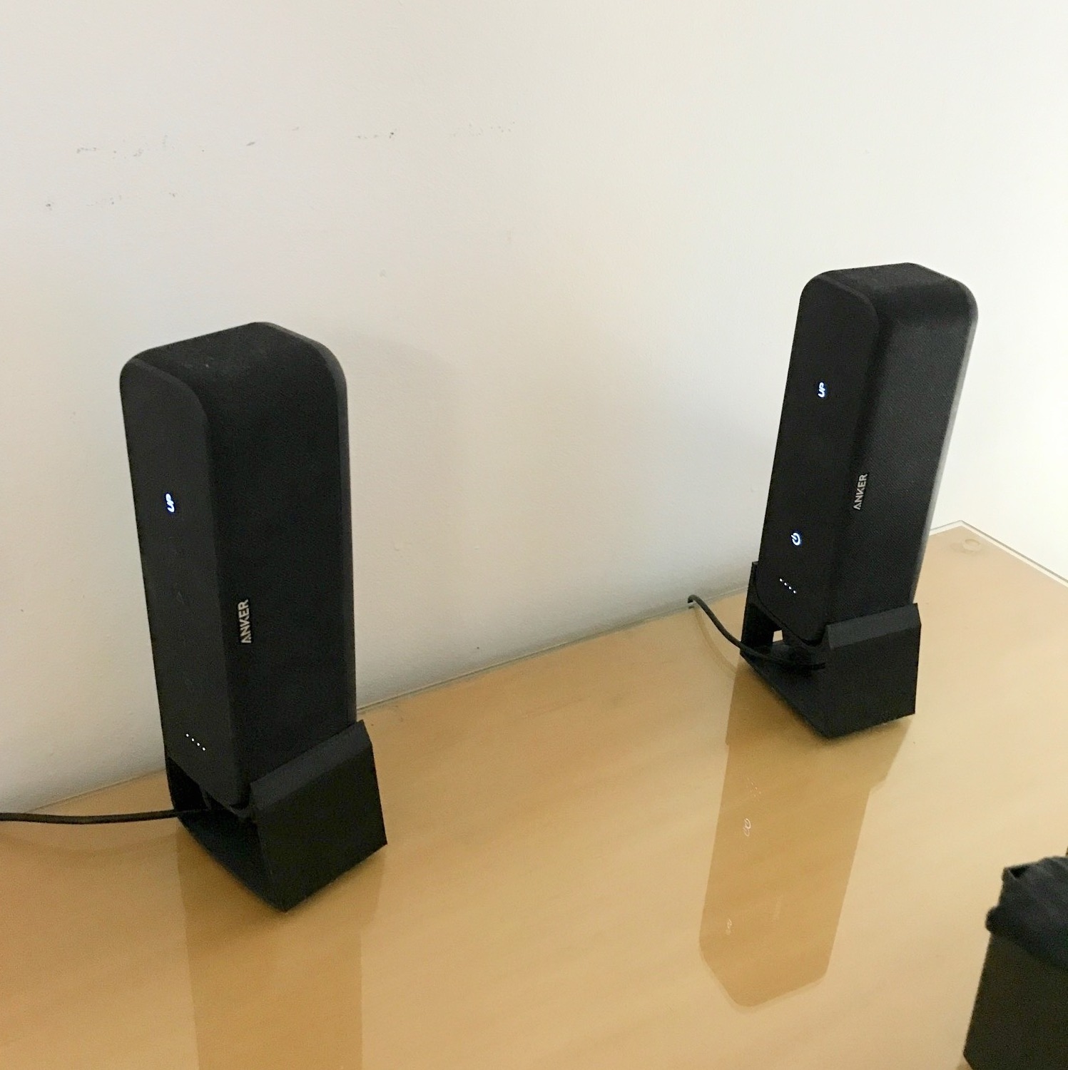 Anker Soundcore Boost Bluetooth Speaker Vertical Stand by victornpb ...