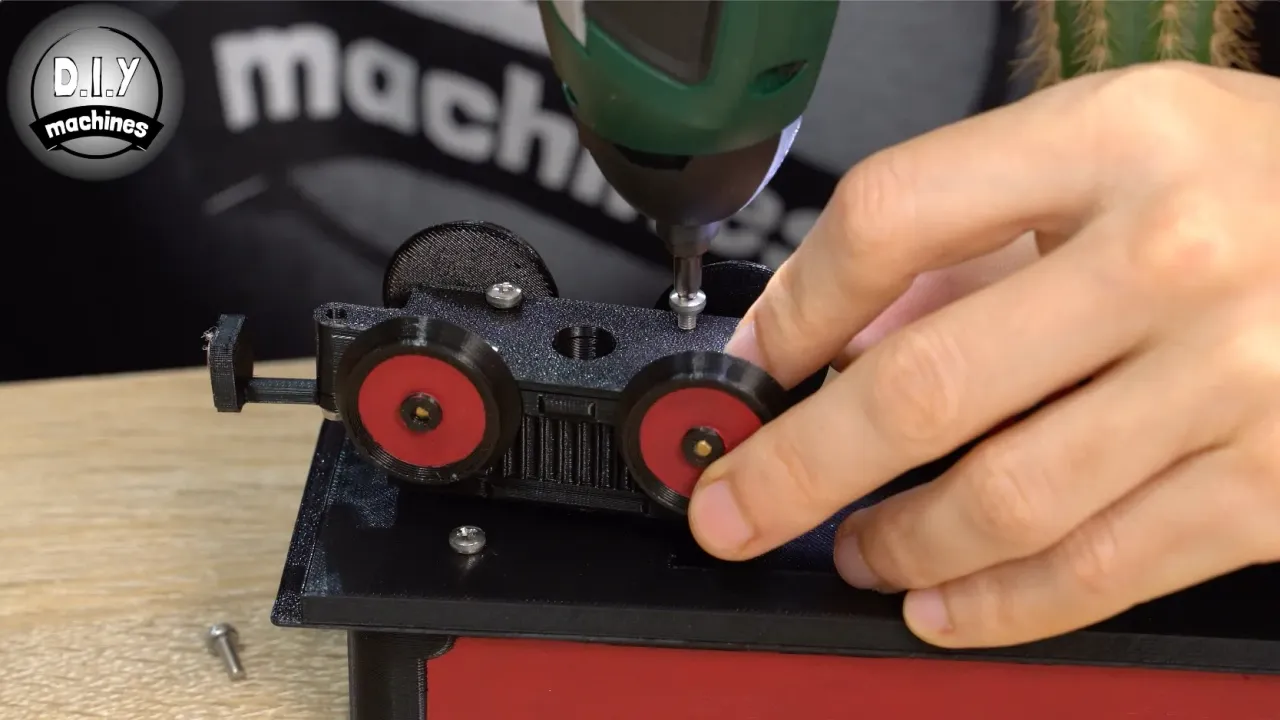 Model RC Steam Train with steam effect, live view camera and working ...