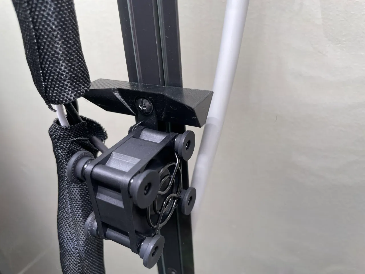 Ikea Milsbo 40mm fan bracket by JuanOnJuan | Download free STL model ...