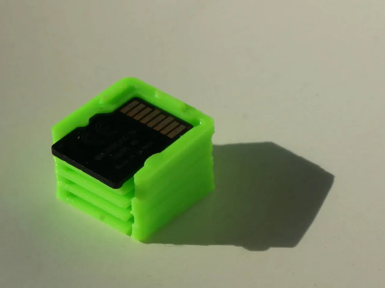 μSD card storage clip by Jack | Download free STL model | Printables.com