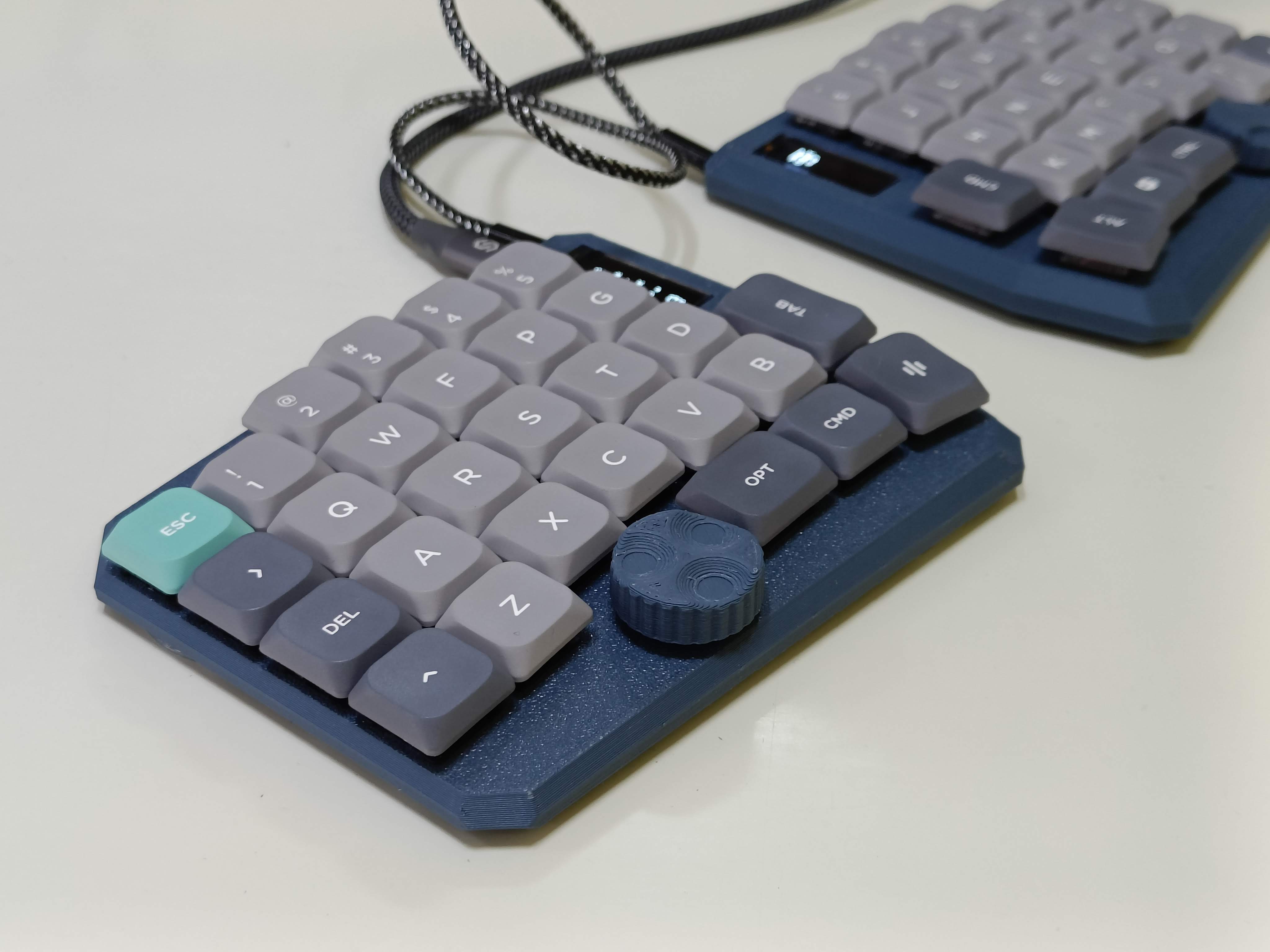 Chakra56 low profile split keyboard by Nocte | Download free STL model ...