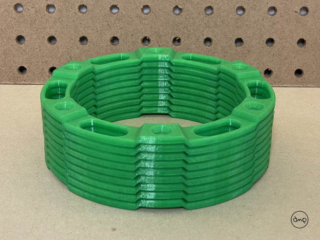 Large Can Stacker Insert by DoMakePrint | Download free STL model ...