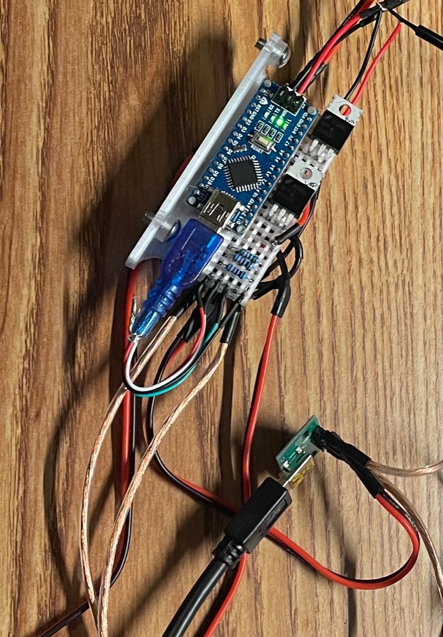 Gnatty-Light Electric UV Bug Catcher by JeffBrazzos | Download free STL ...