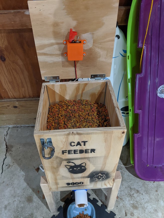 Automatic Pet Feeder von Jeff Hengesbach | Kostenloses STL-Modell herunterladen | Printables.com