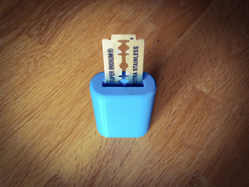 Custom Blade Disposal Box by cbaoth | Download free STL model ...