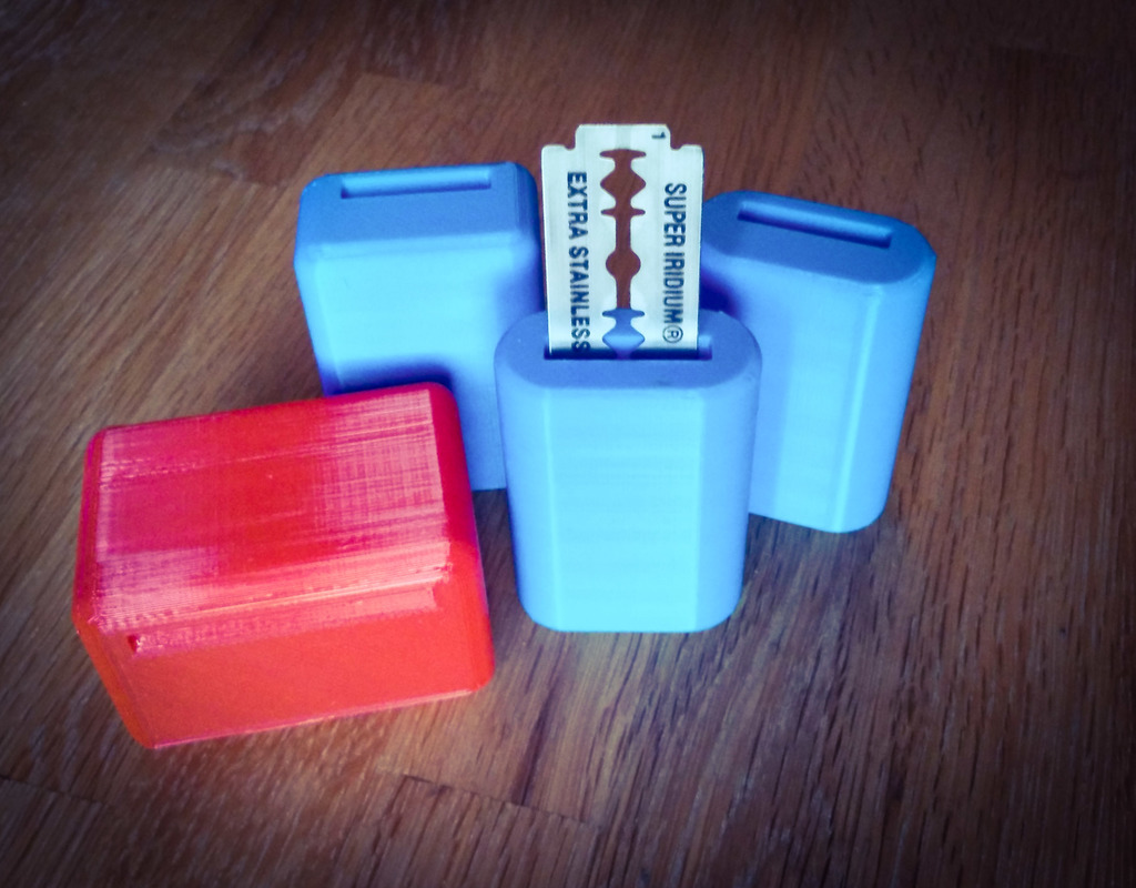 Custom Blade Disposal Box by cbaoth | Download free STL model ...