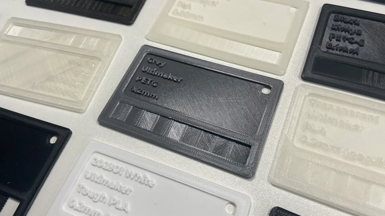 Filament Sample Card 85x55mm (Business Card Size) by fabianholzer ...