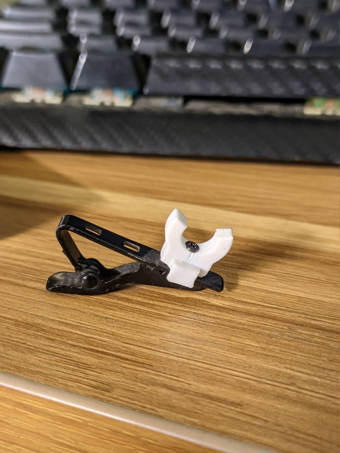 lavalier microphone / neckmic clip replacement by Enki94 | Download ...