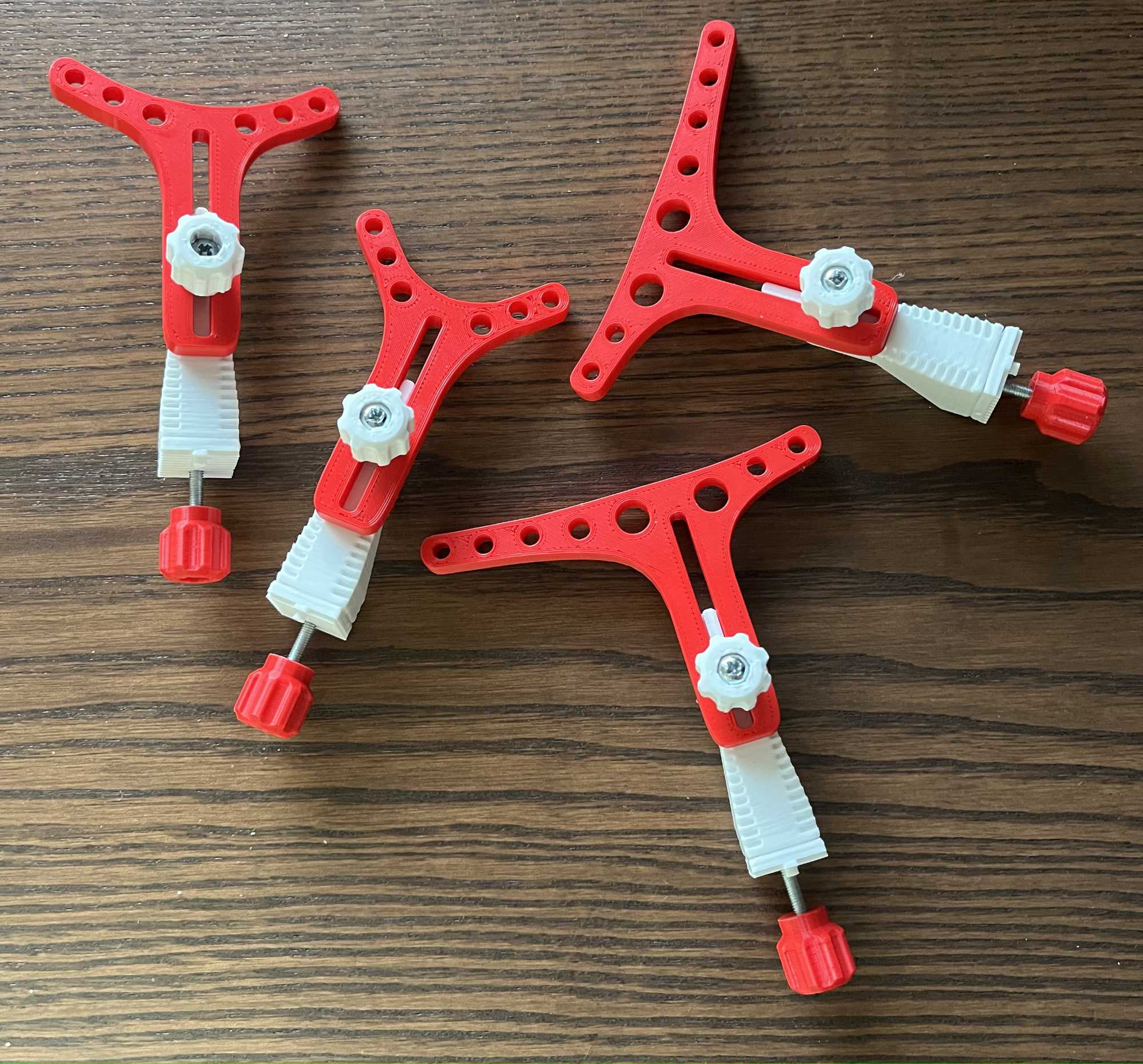 Paint model holder for 1/48 and 1/32 scale models par romcoromcoromco ...