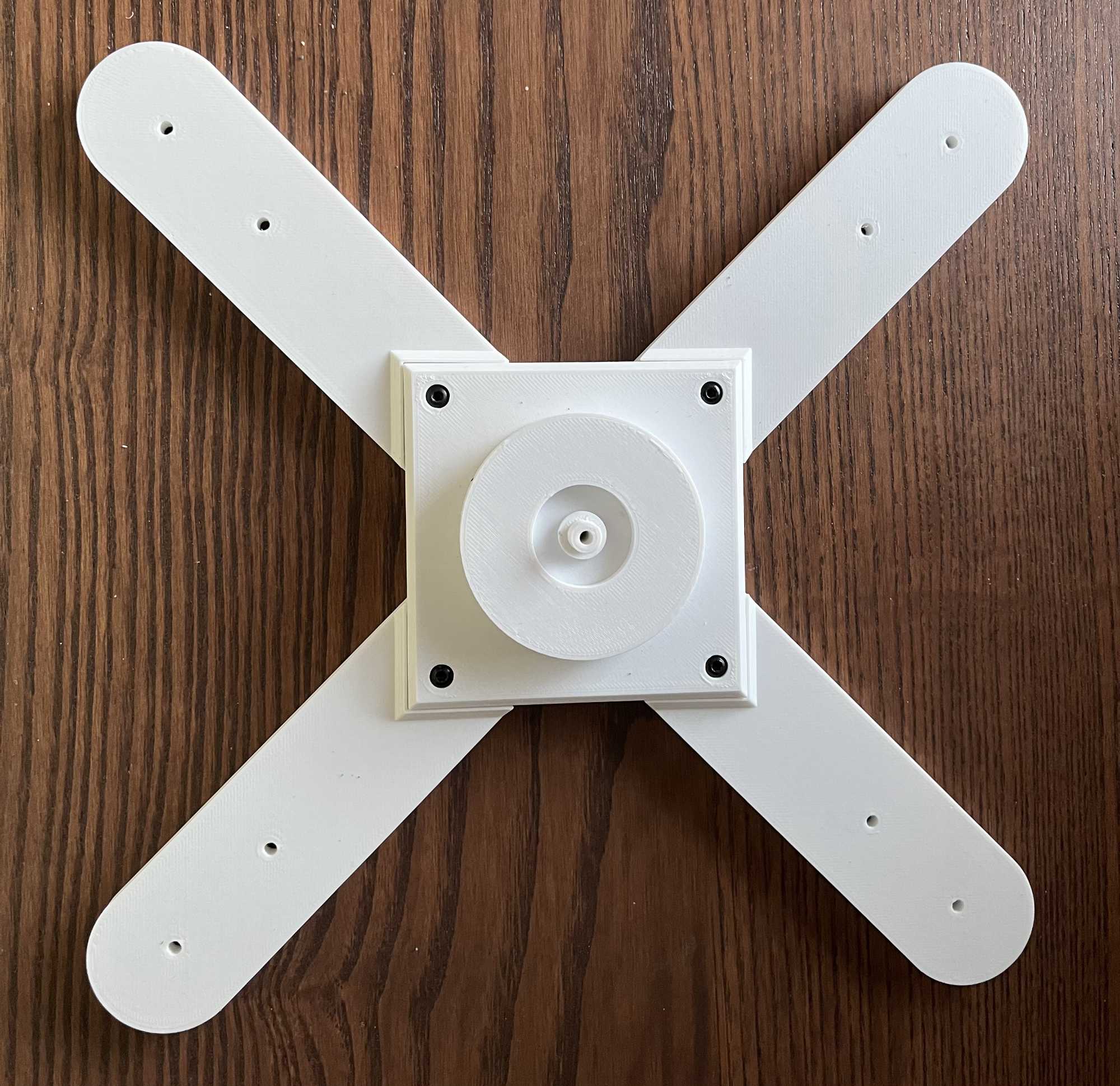 Paint model holder for 1/48 and 1/32 scale models von romcoromcoromco ...