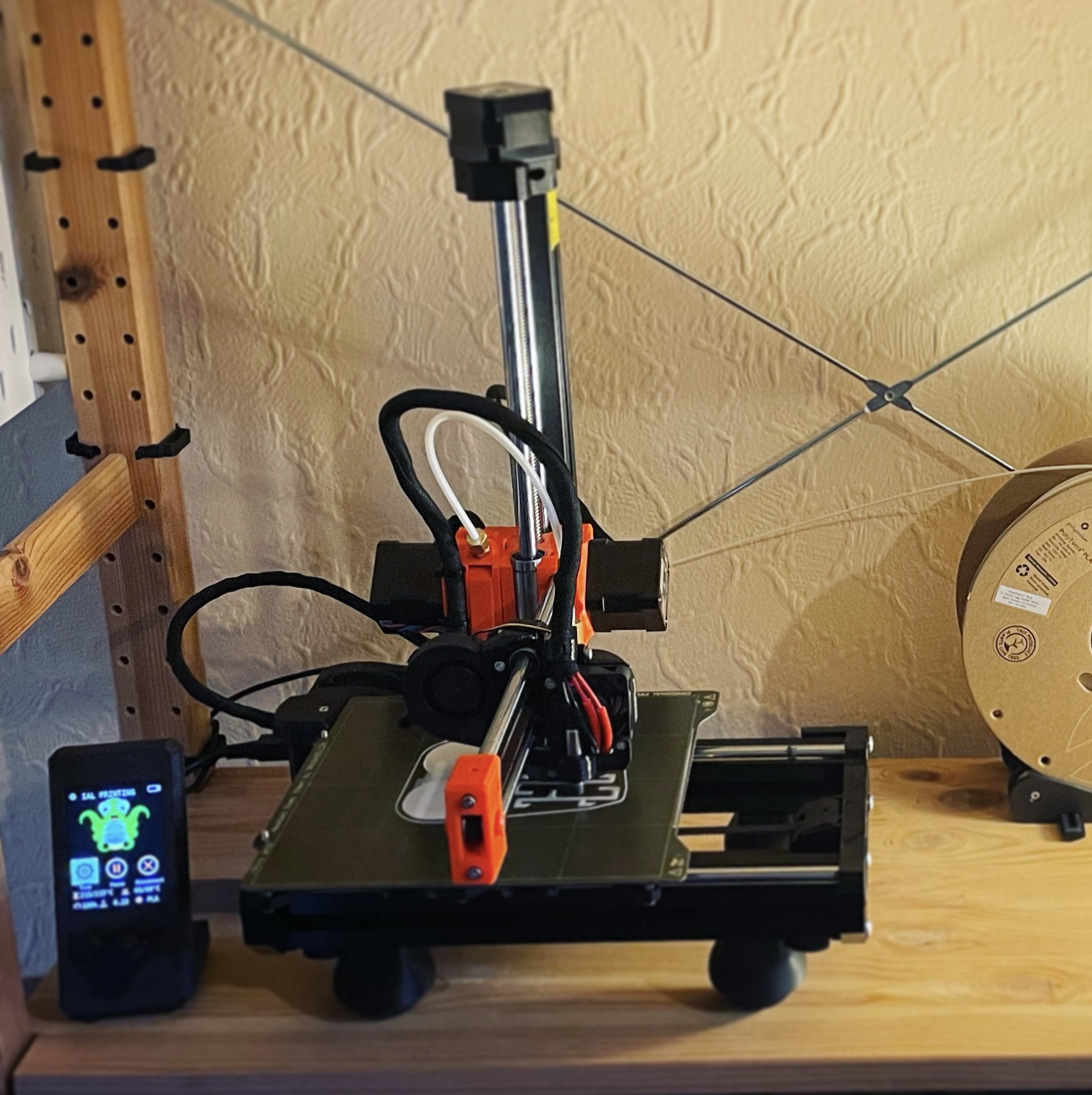 Prusa MINI free-standing display housing by Jake | Download free STL ...