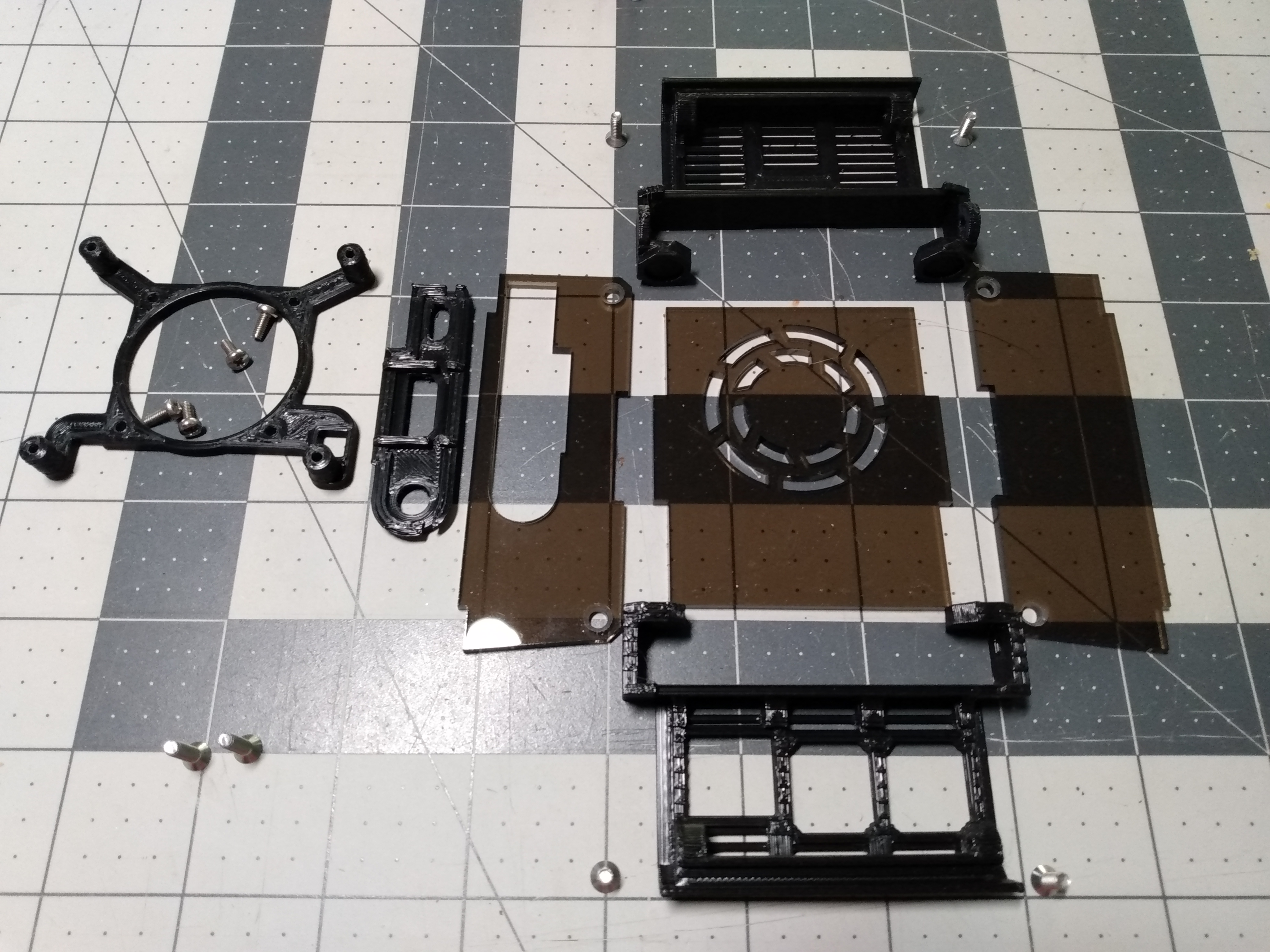 Raspberry Pi 3B Case with SSD or 2.5" HDD Mounting Rails + Optional ...