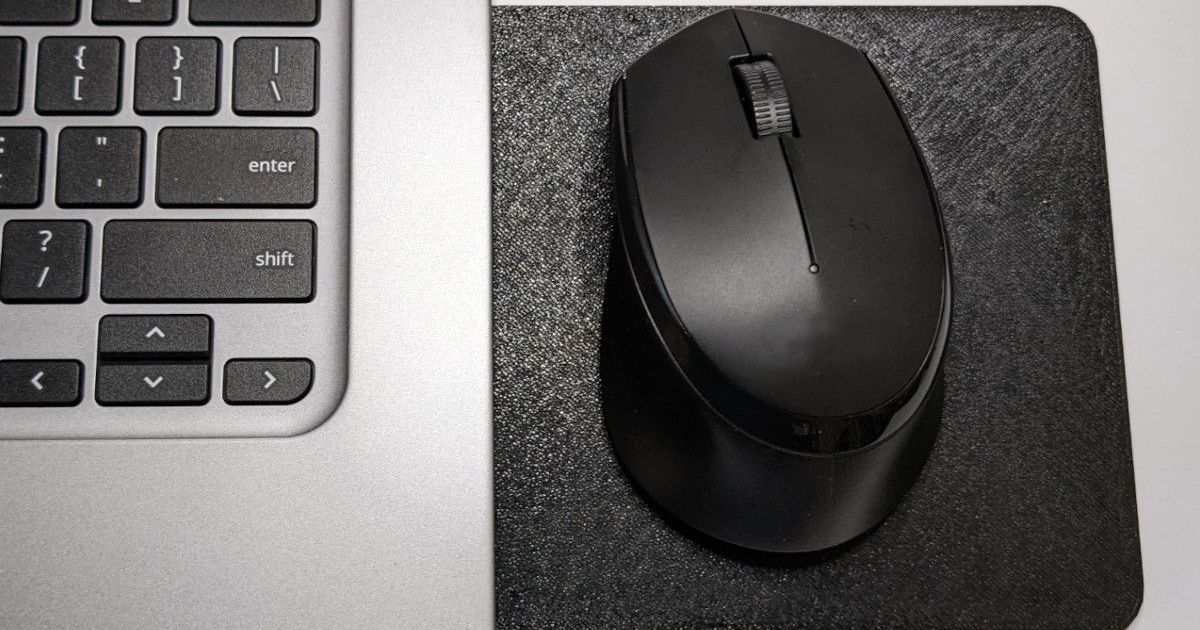 Configurable Slide-Out Mouse Pad by Steve DeGroof | Download free STL ...