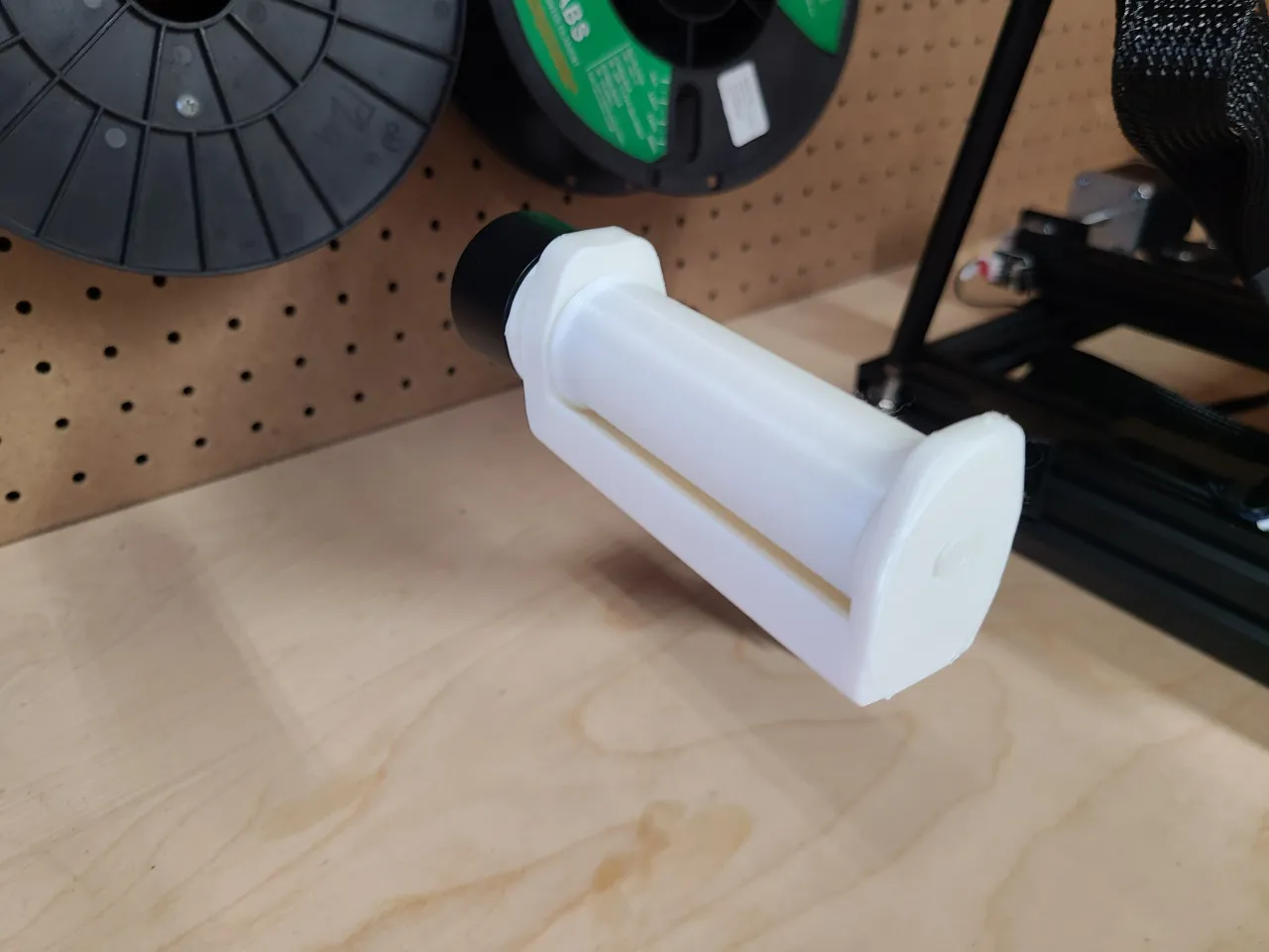 Filament Spool Roller by Badkitty | Download free STL model ...