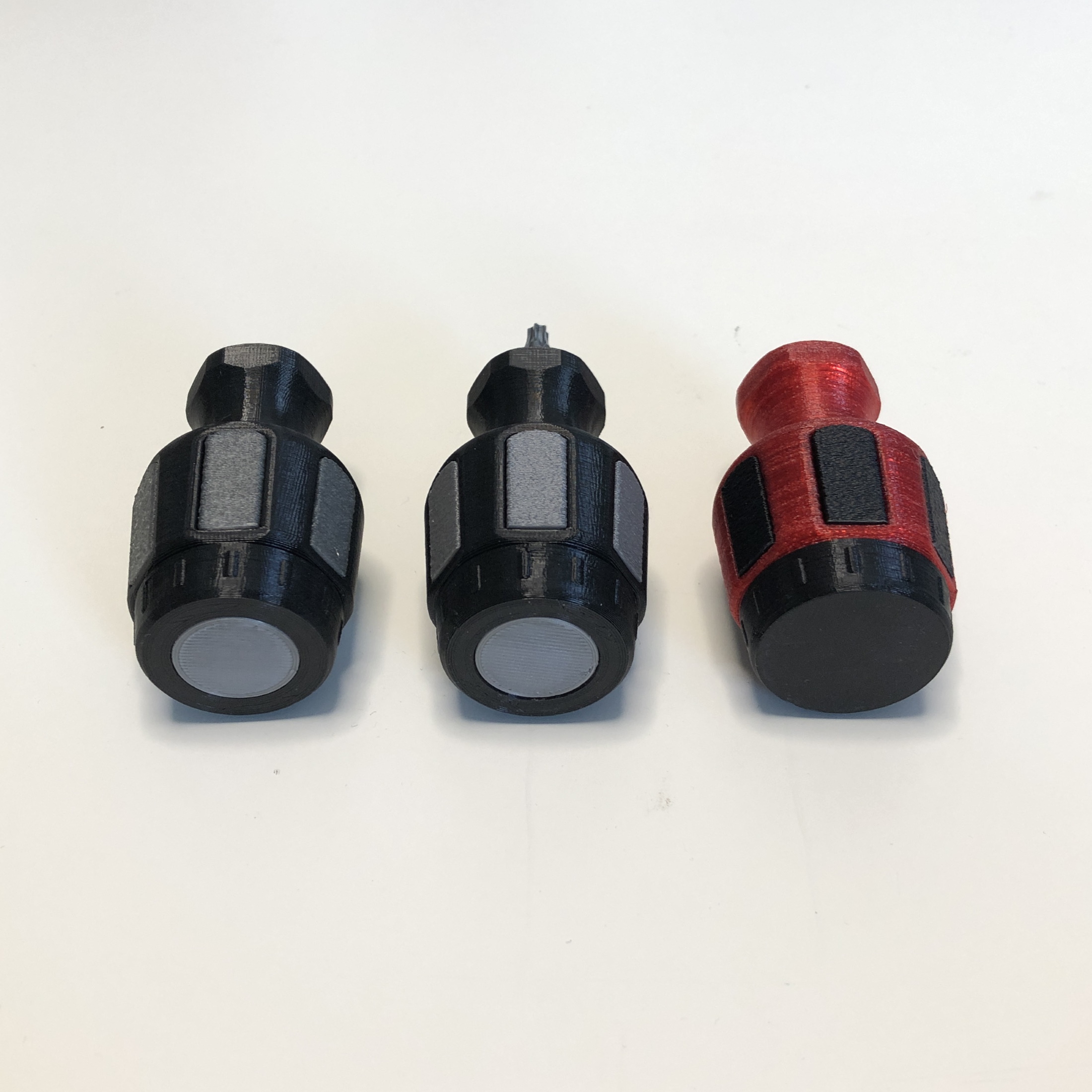 Screwdriver Bit Handle by mirabatek | Download free STL model ...