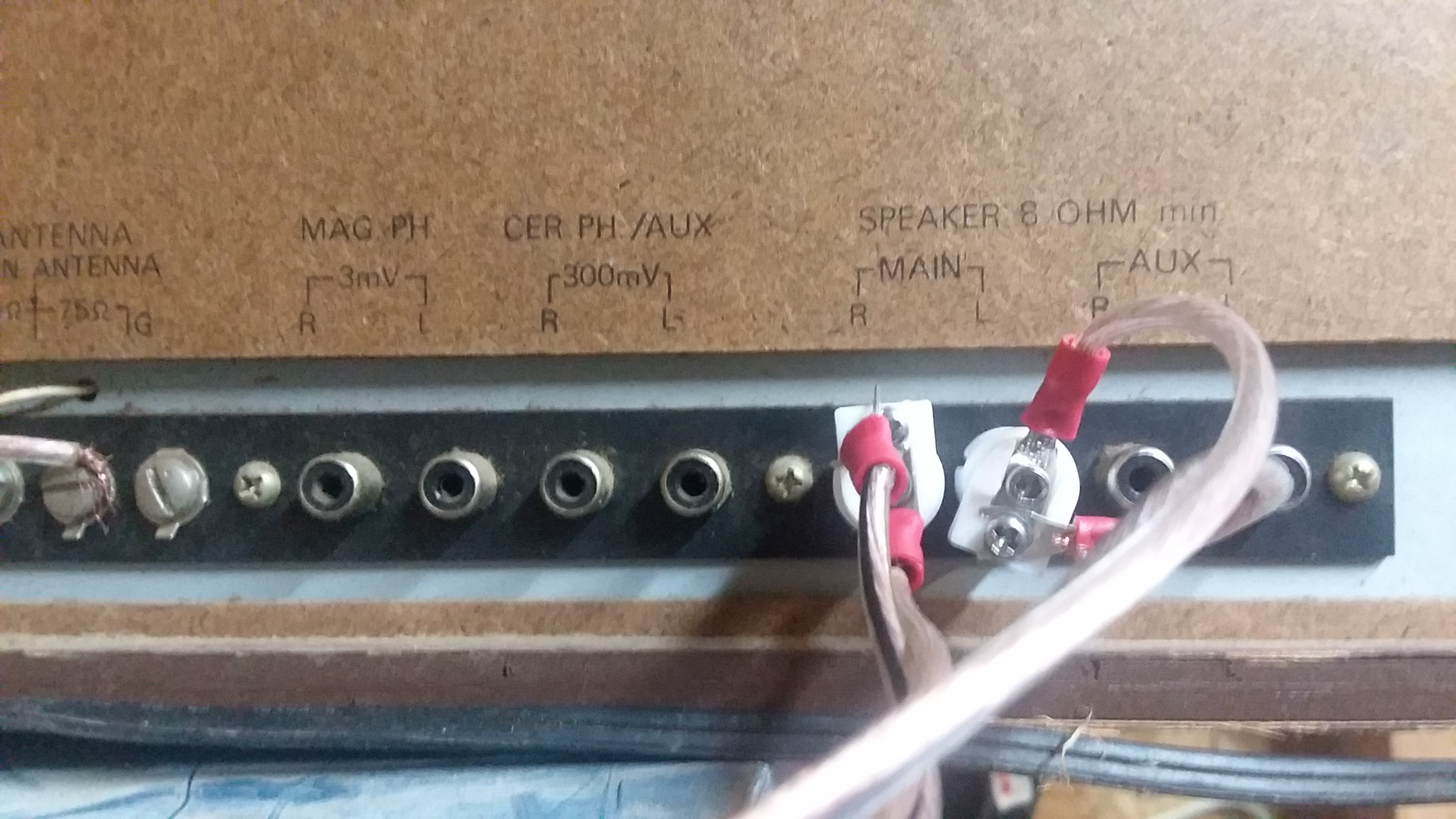 RCA stereo Speaker Adapter by B&B TECH | Download free STL model ...