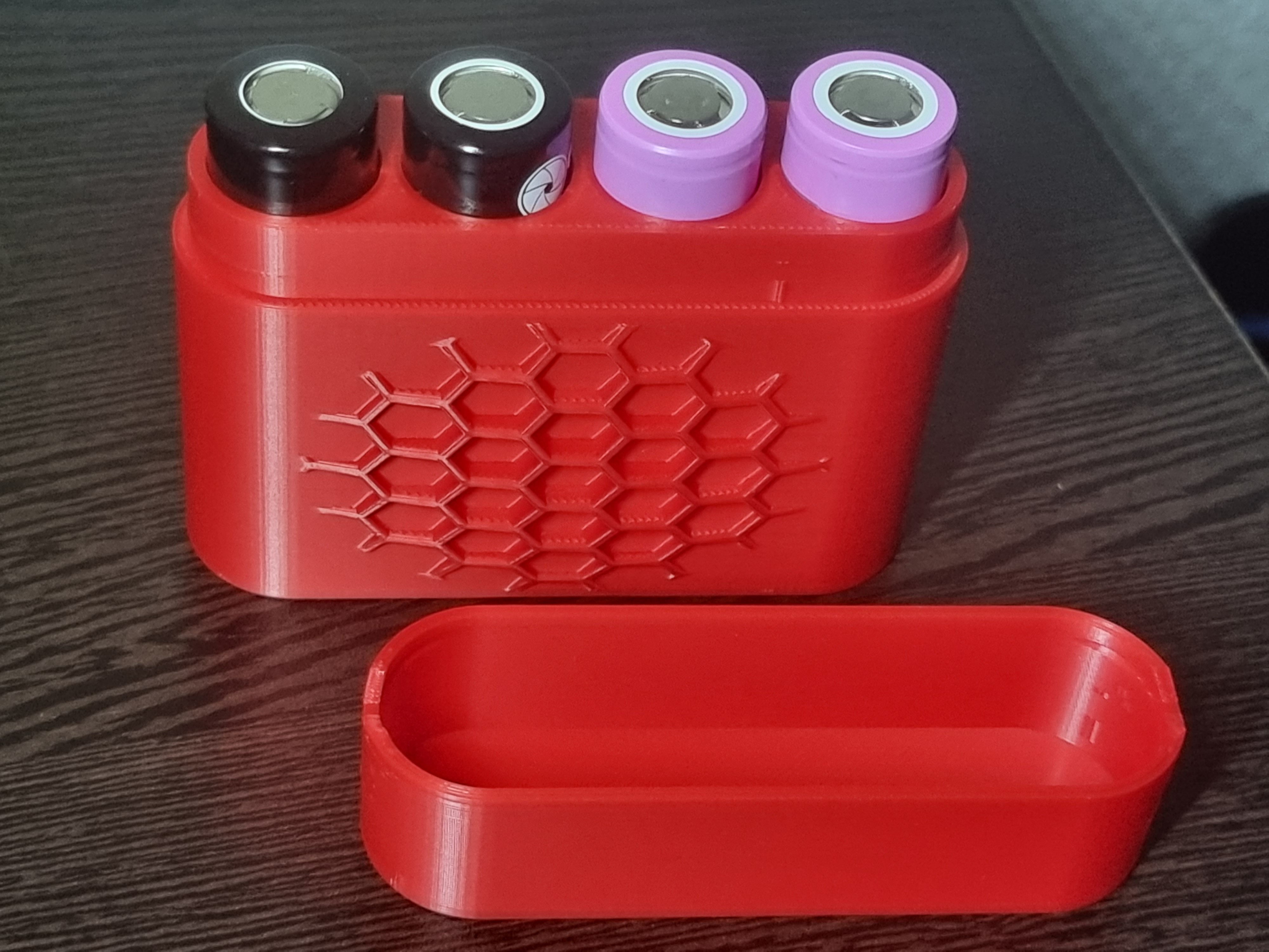 18650 Case with clip on Lid by Adioliquid | Download free STL model ...