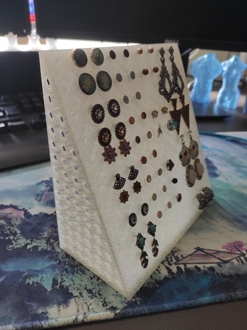 Stud earring organizer by 0xed | Download free STL model | Printables.com