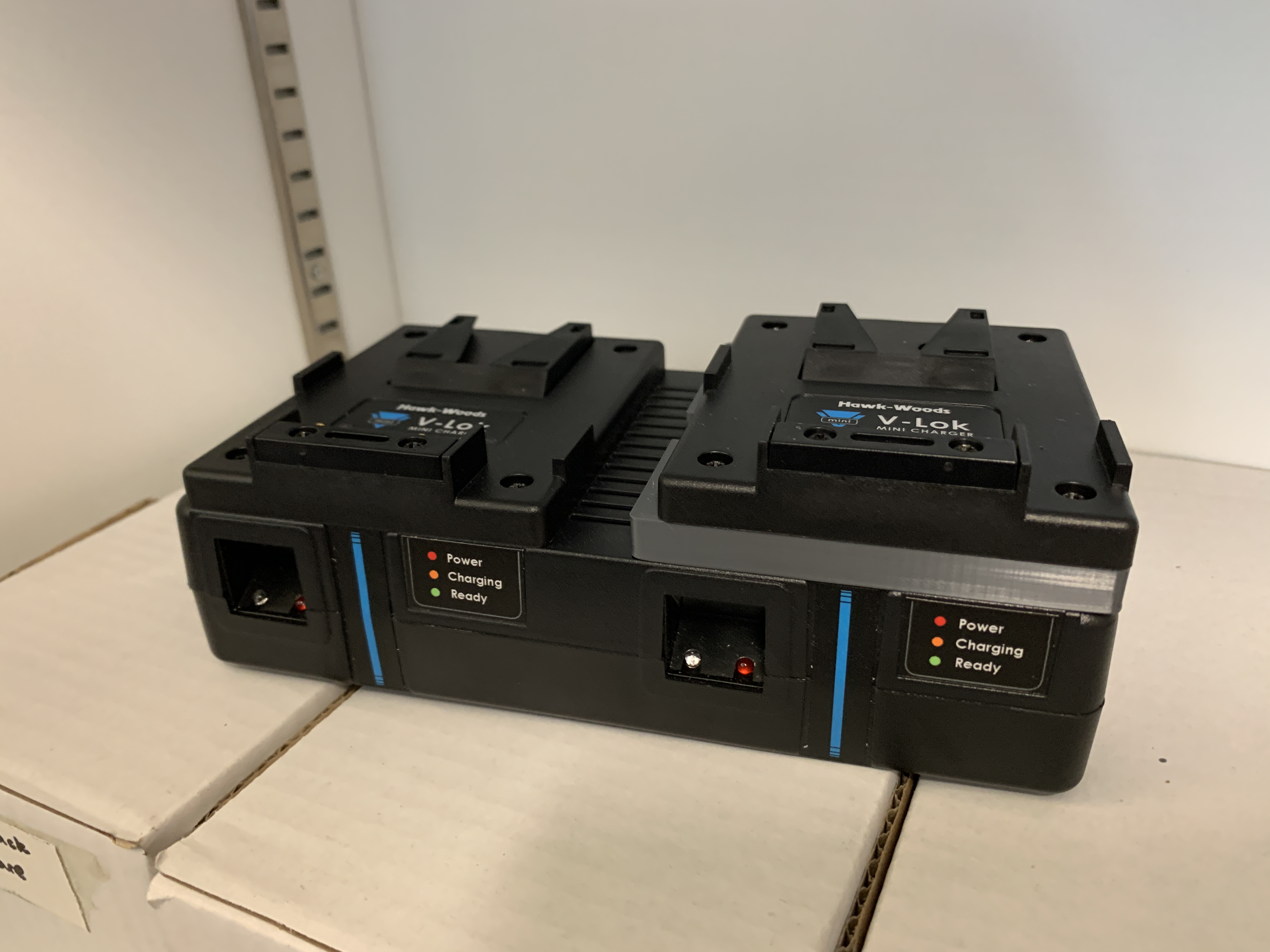 Hawk-Woods V-Lok VL-MX2 Dual V-Mount battery charger adaption by ...