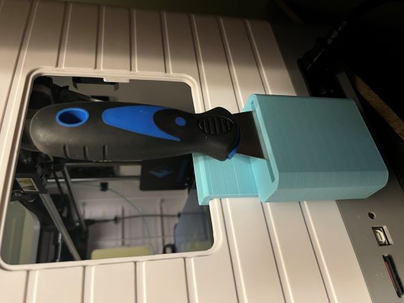 Putty knife holder for FlashForge Dreamer by Matt Van Horn | Download ...