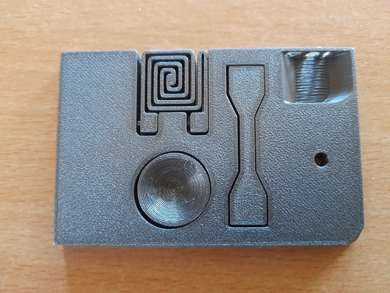 Benchmark Filament Card by Dante | Download free STL model | Printables.com