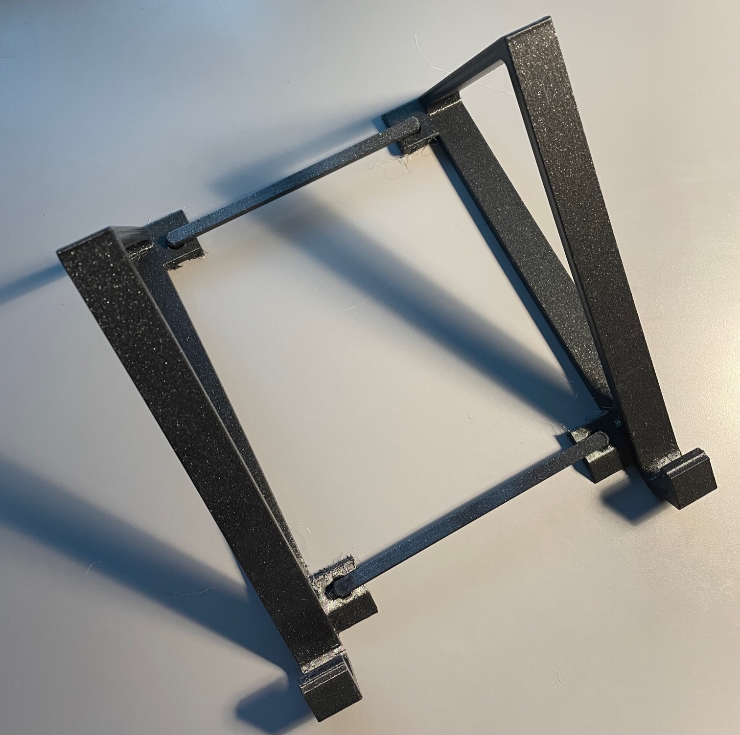 Basic and robust computer stand by Daniele | Download free STL model ...