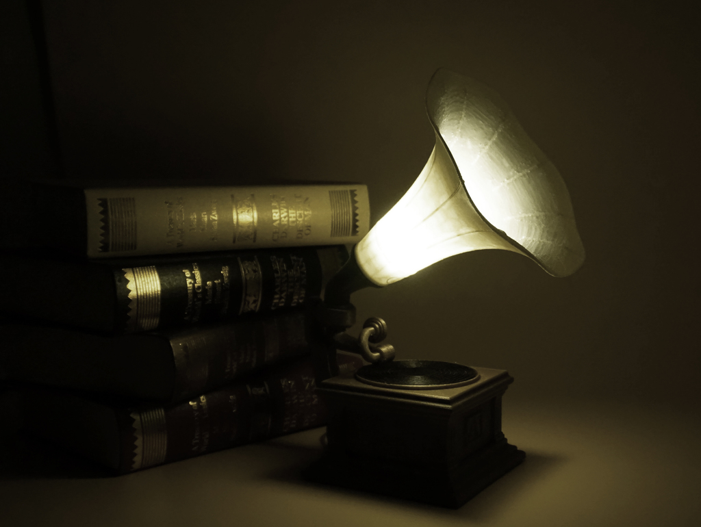 Gramophone lamp by Toolmoon | Download free STL model | Printables.com
