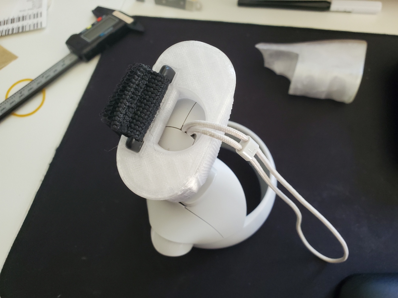 Oculus Quest 2 controller Pistol Grips with Velcro Straps by ...