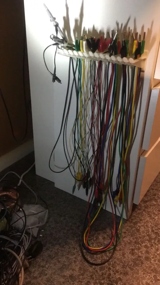 (Lab) cableholder by Teunderbolt | Download free STL model | Printables.com