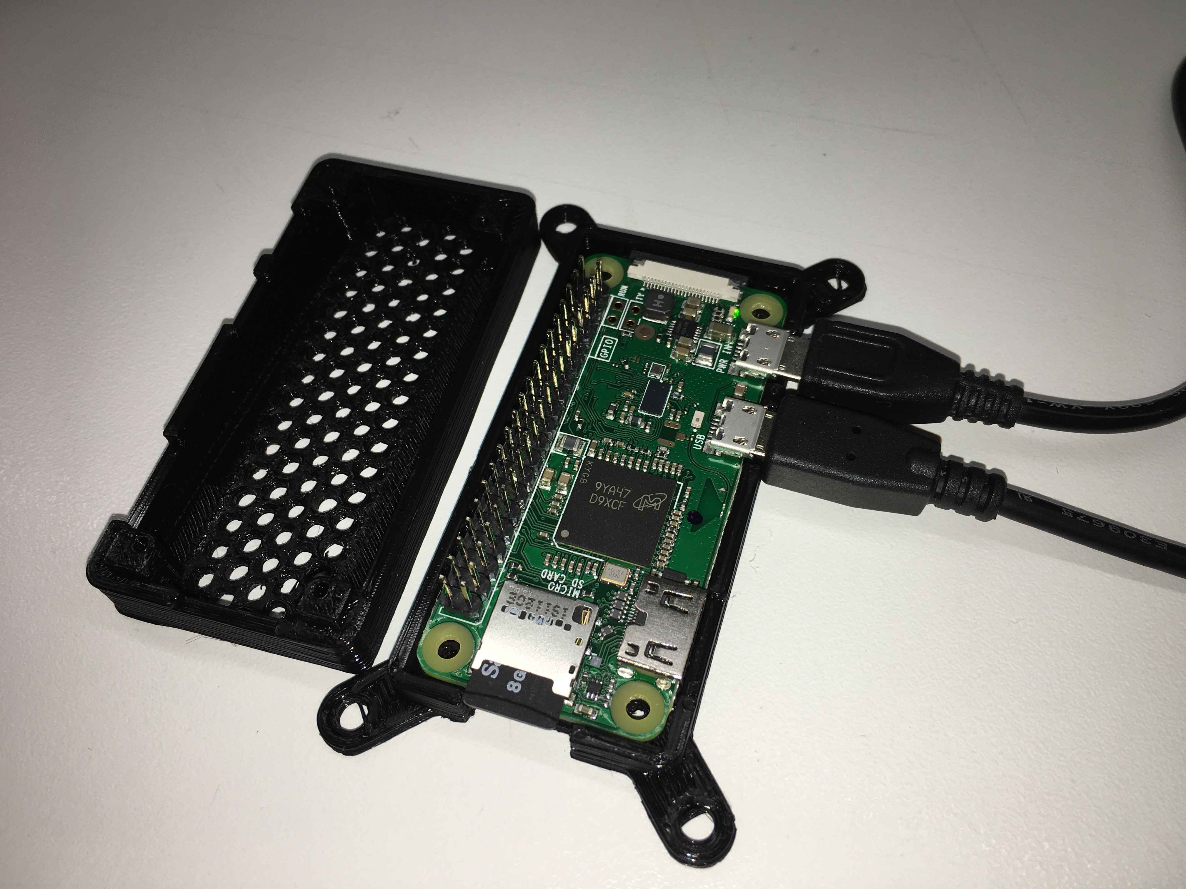 Raspberry Pi Zero case by Teunderbolt | Download free STL model ...