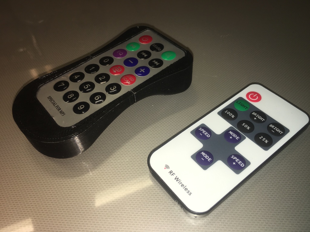 Ergonomic remote control shell by Teunderbolt | Download free STL model ...