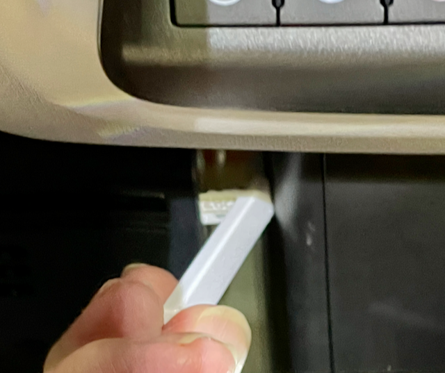 SD Card Remover/Inserter Finger by Bill W | Download free STL model ...