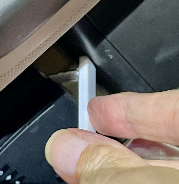 SD Card Remover/Inserter Finger by Bill W | Download free STL model ...